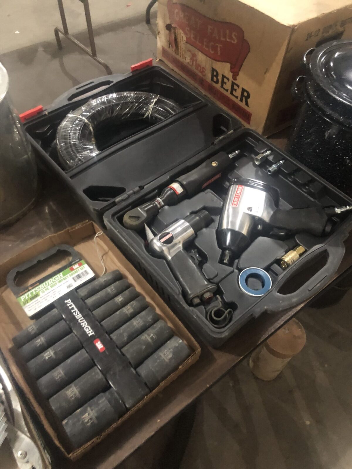 UPCOMING AUCTIONS - Barn Auctions